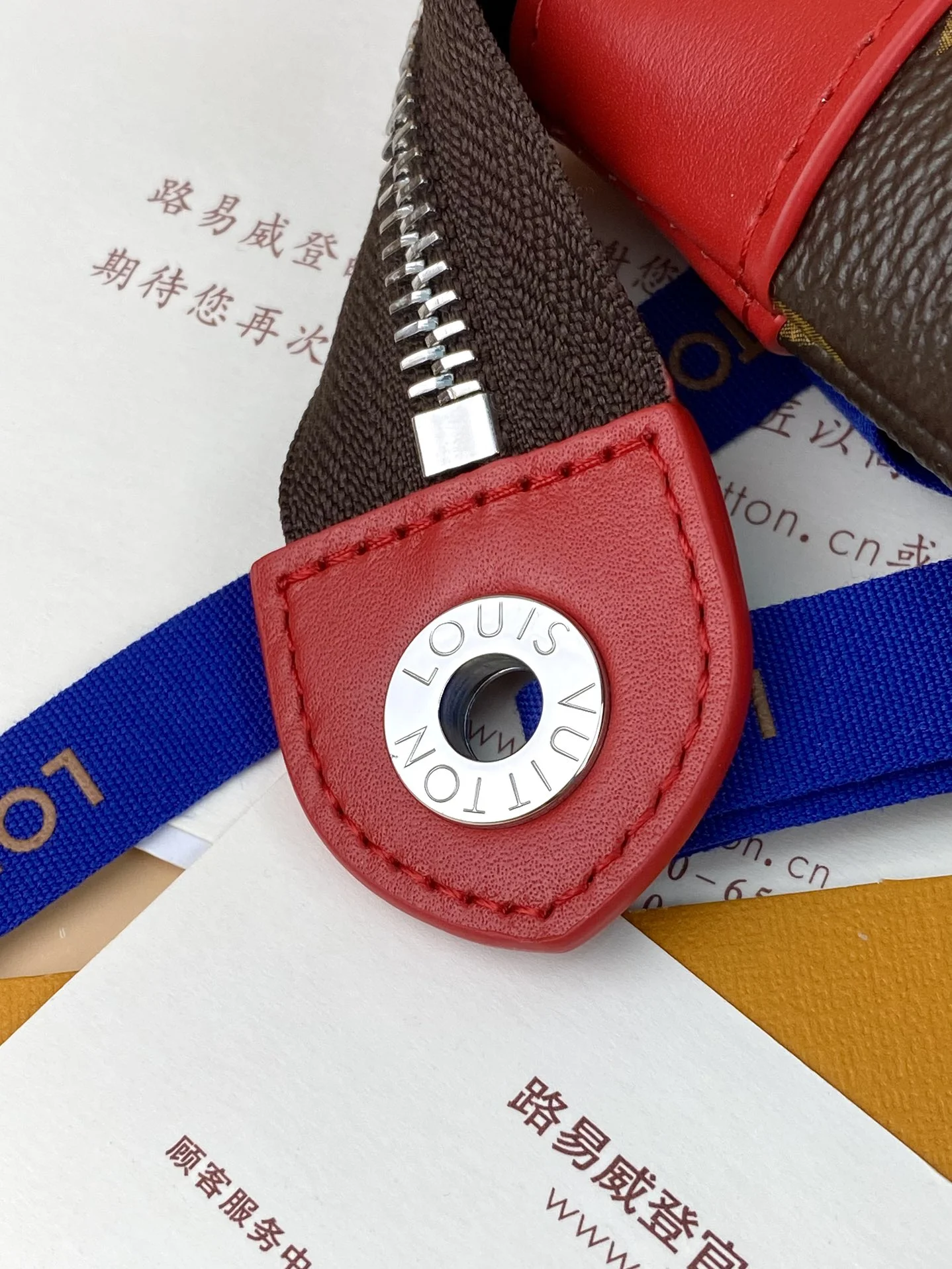 Bargain Louis Vuitton Clutch Bags