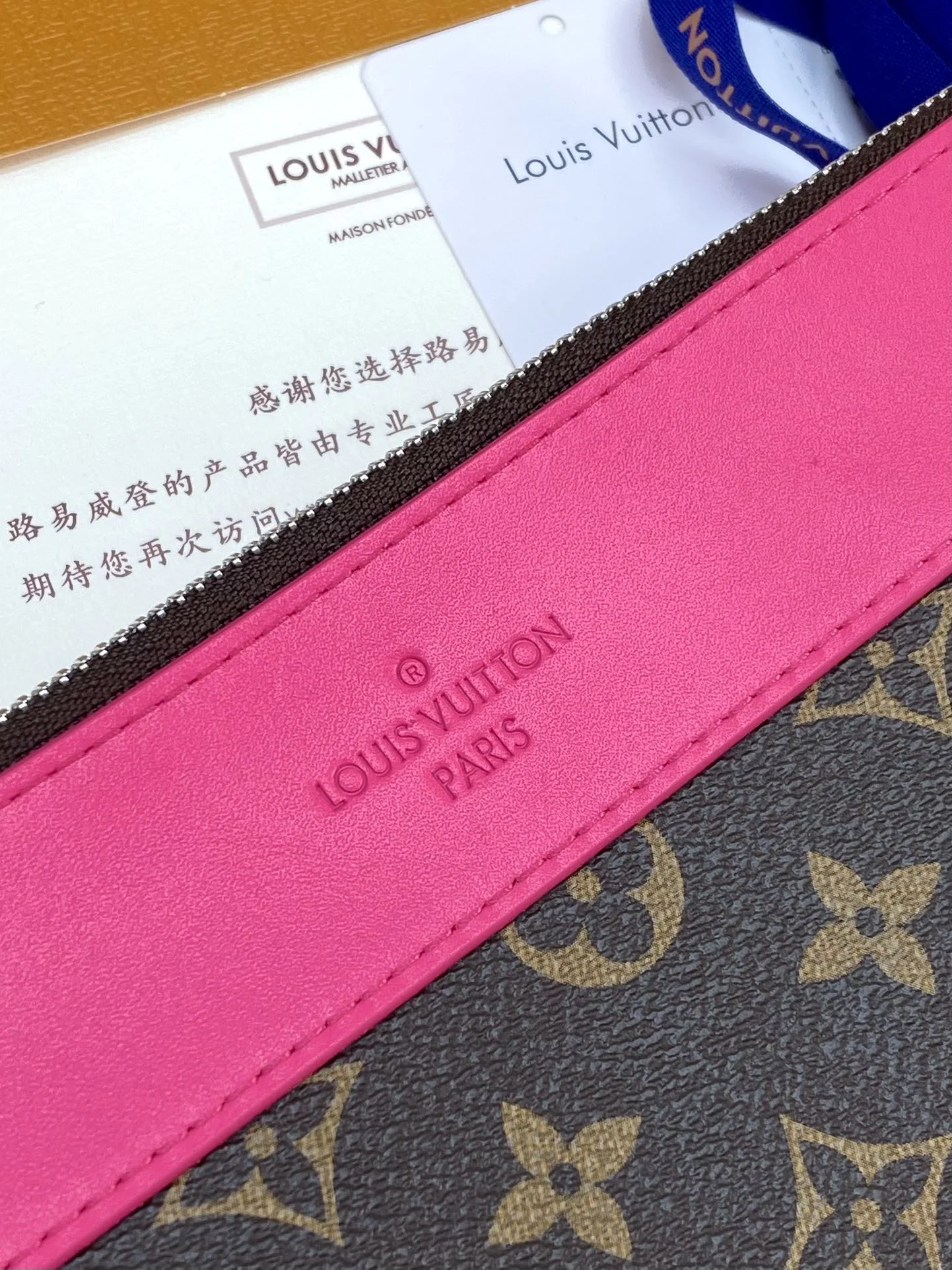 Factory-made Louis Vuitton Clutch Bags