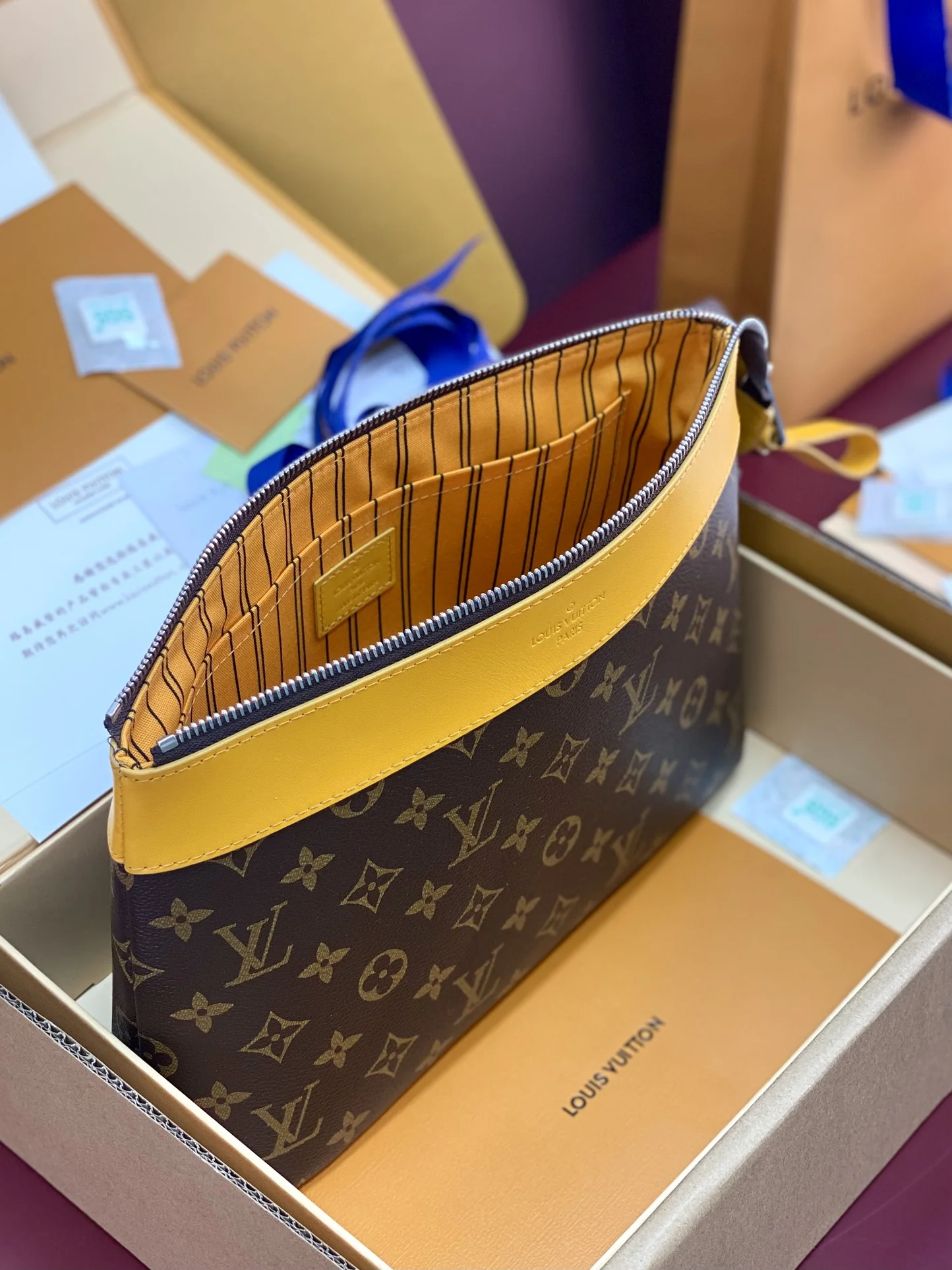 Discounted Louis Vuitton Clutch Bags