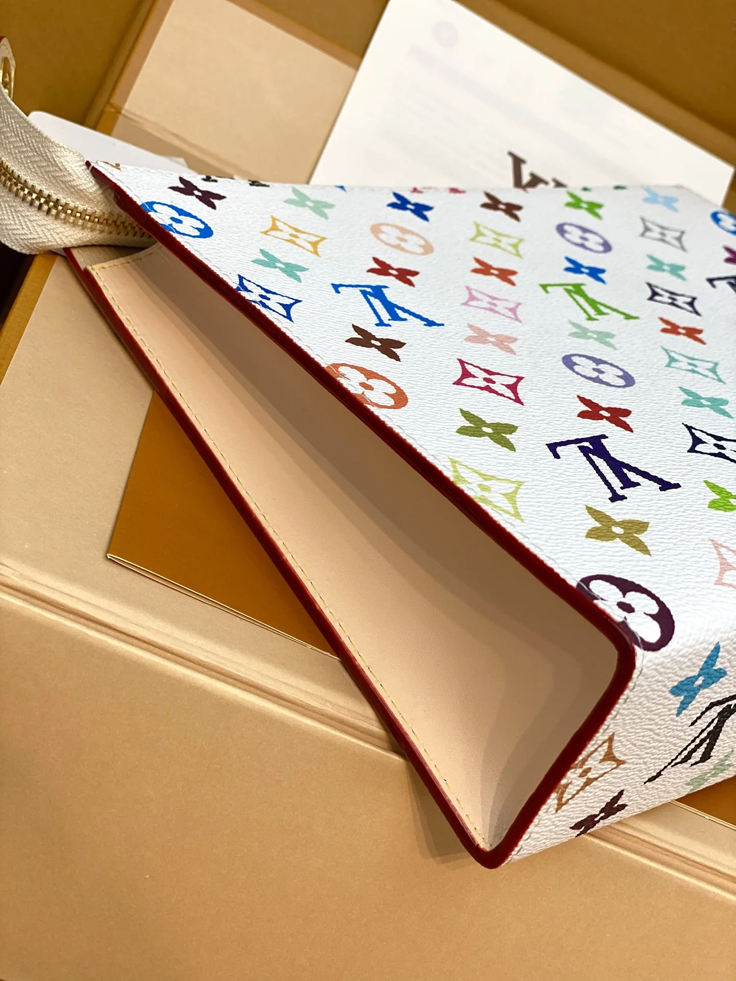 Discounted Louis Vuitton Clutch Bags