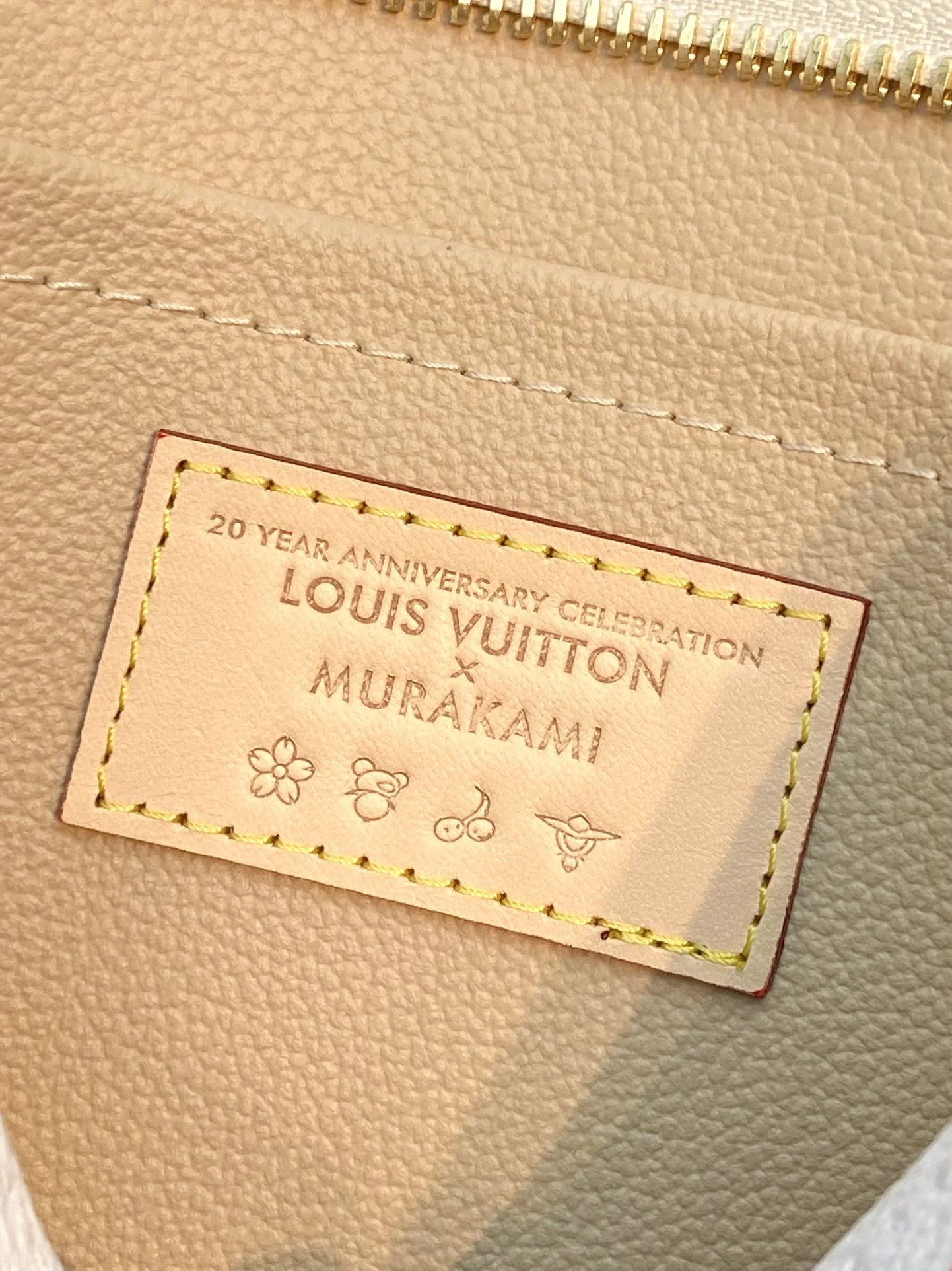 Discounted Louis Vuitton Clutch Bags
