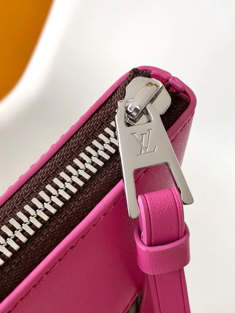Indistinguishable Louis Vuitton Clutch Bags