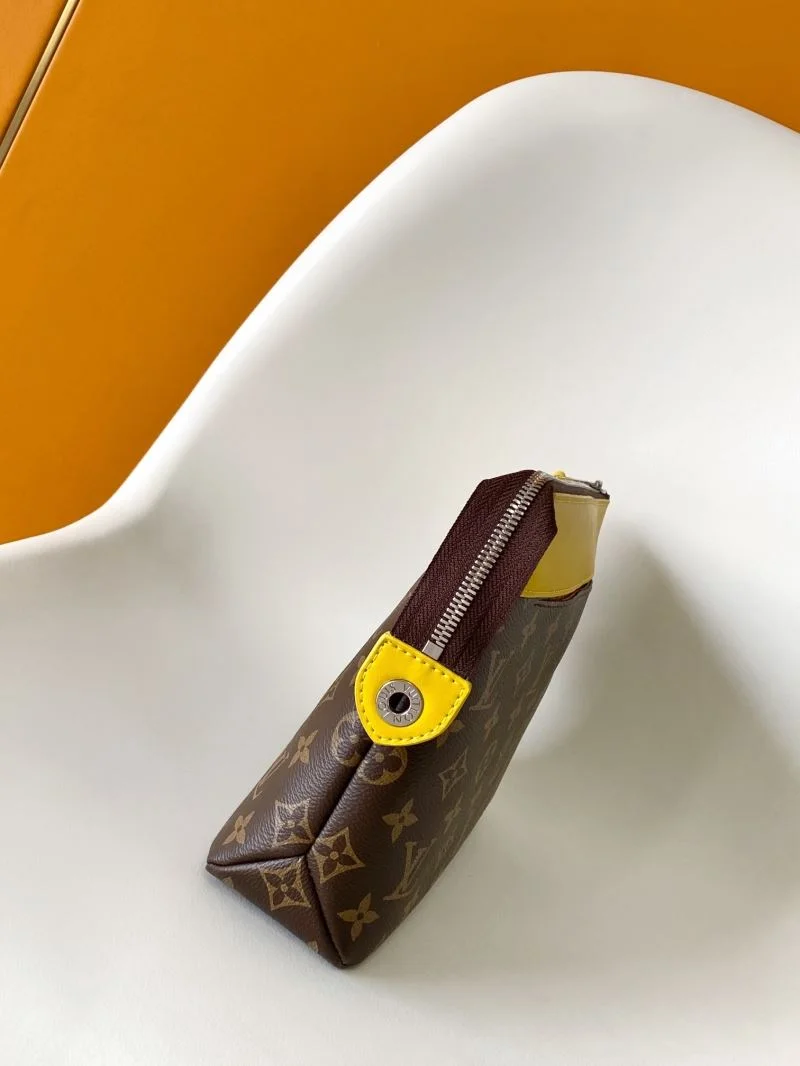 Mirror quality Louis Vuitton Clutch Bags