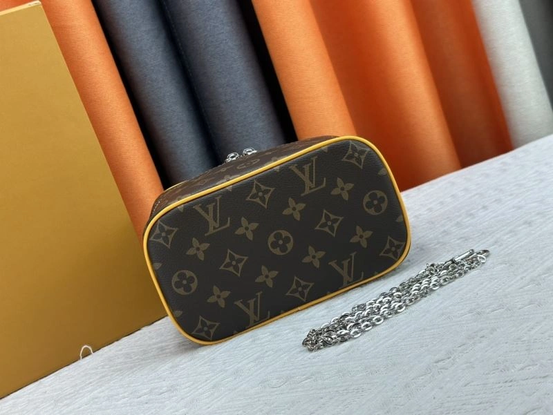 Low-cost Louis Vuitton Cosmetic Bags