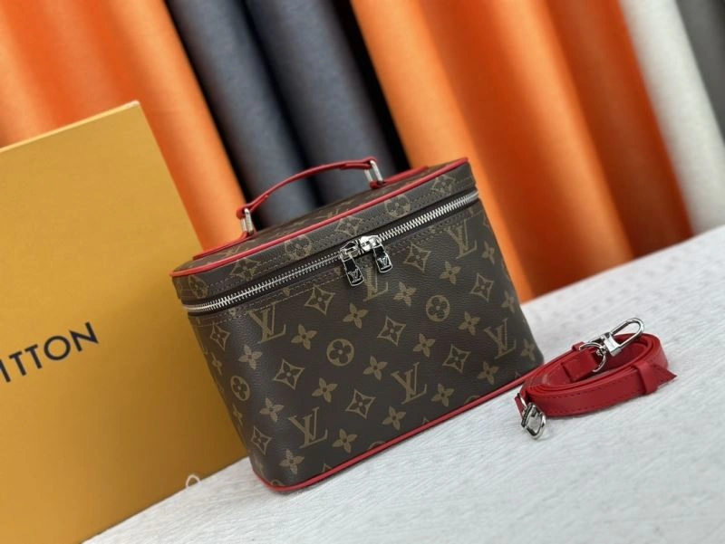 Accurate model Louis Vuitton Cosmetic Bags