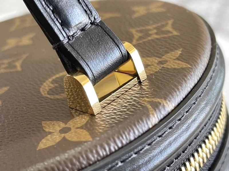 Cut-rate Louis Vuitton Cosmetic Bags