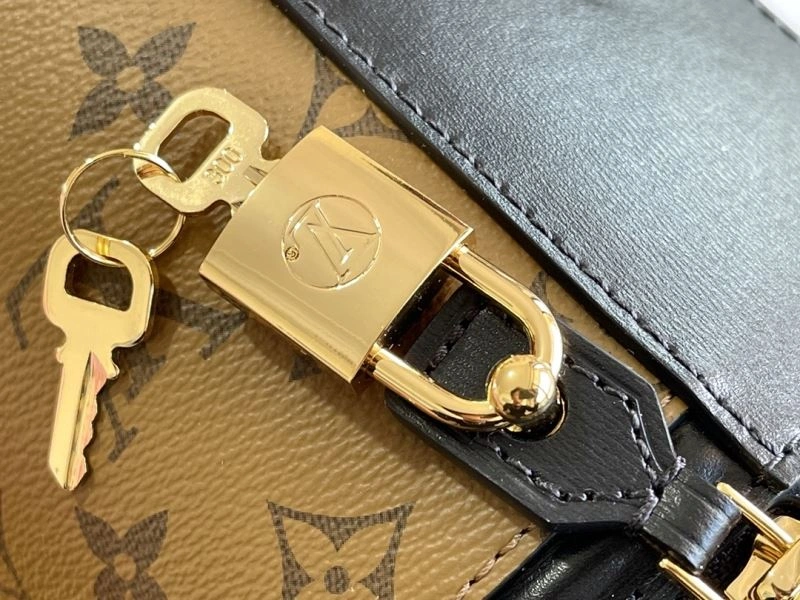 Cut-rate Louis Vuitton Cosmetic Bags