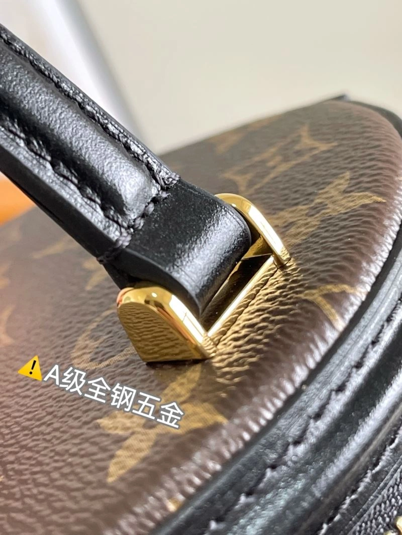 Economical Louis Vuitton Cosmetic Bags