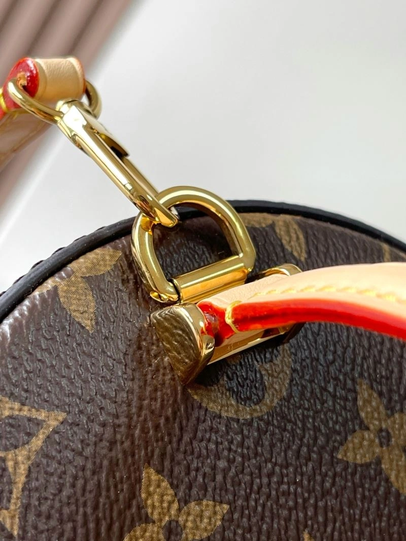 Inexpensive Louis Vuitton Cosmetic Bags