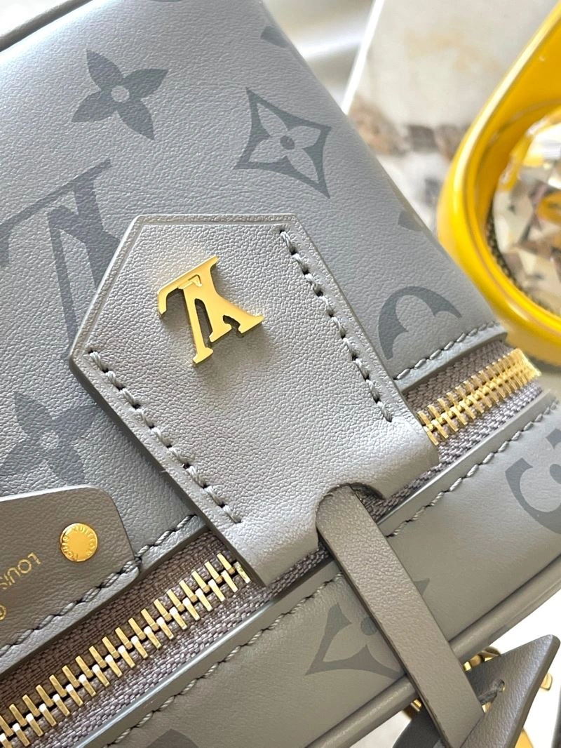 Low-cost Louis Vuitton Cosmetic Bags