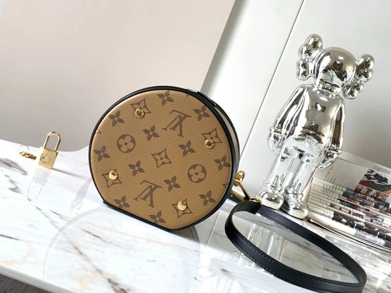 High fidelity Louis Vuitton Cosmetic Bags