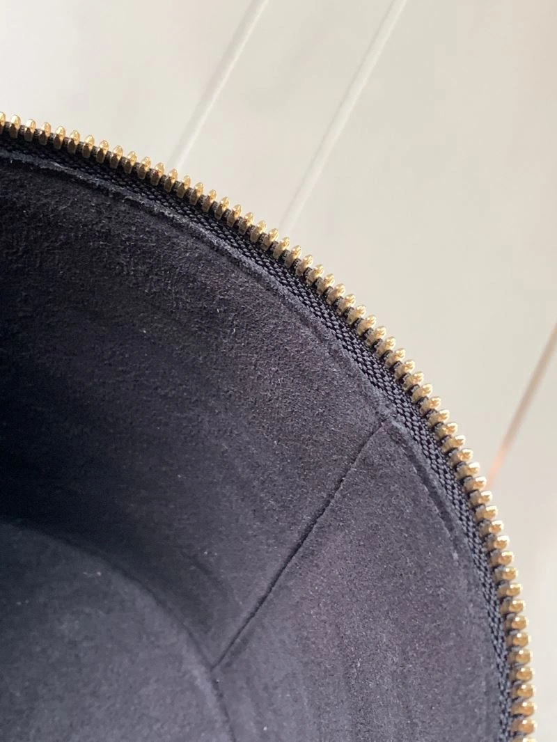 High fidelity Louis Vuitton Cosmetic Bags