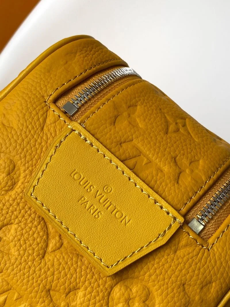 Top mirror Louis Vuitton Cosmetic Bags