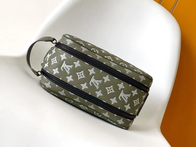 Top match Louis Vuitton Cosmetic Bags