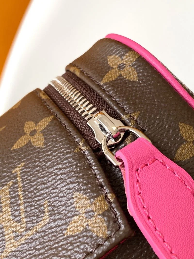 High fidelity Louis Vuitton Cosmetic Bags