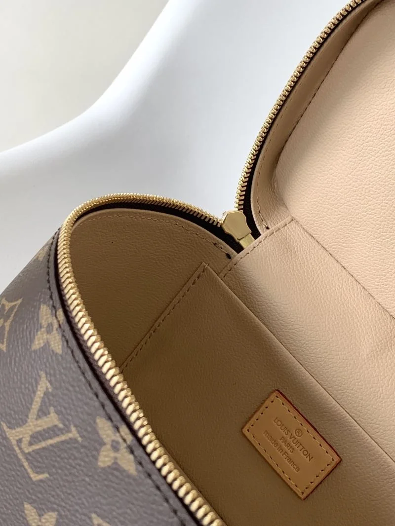 High accuracy Louis Vuitton Cosmetic Bags