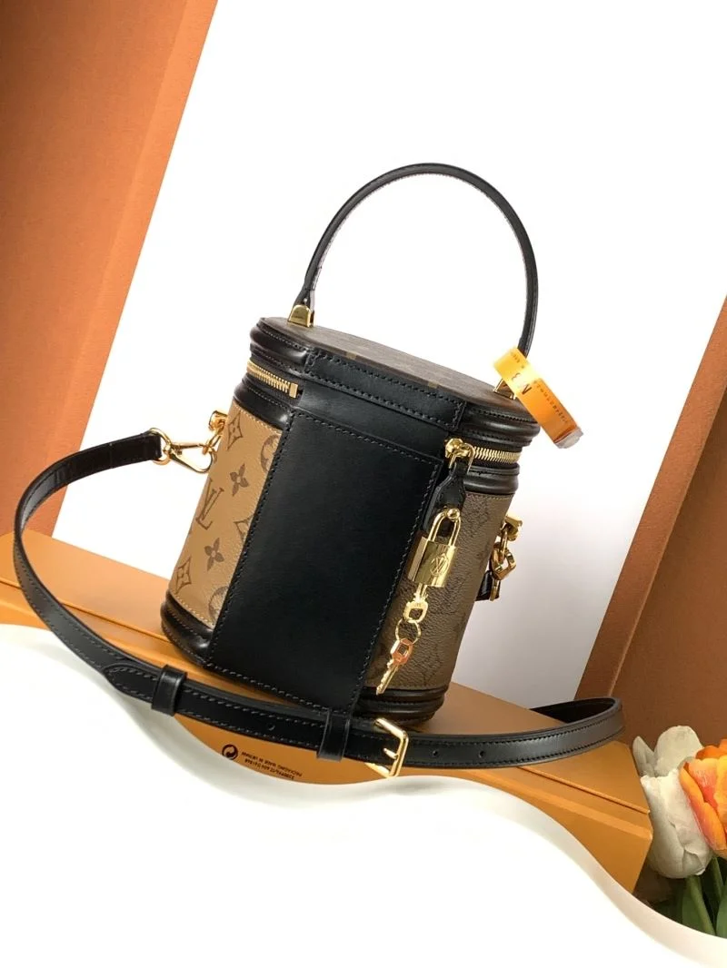 Official Louis Vuitton Cosmetic Bags