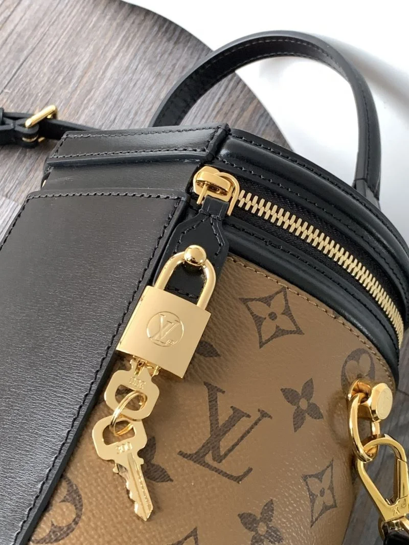 Official Louis Vuitton Cosmetic Bags
