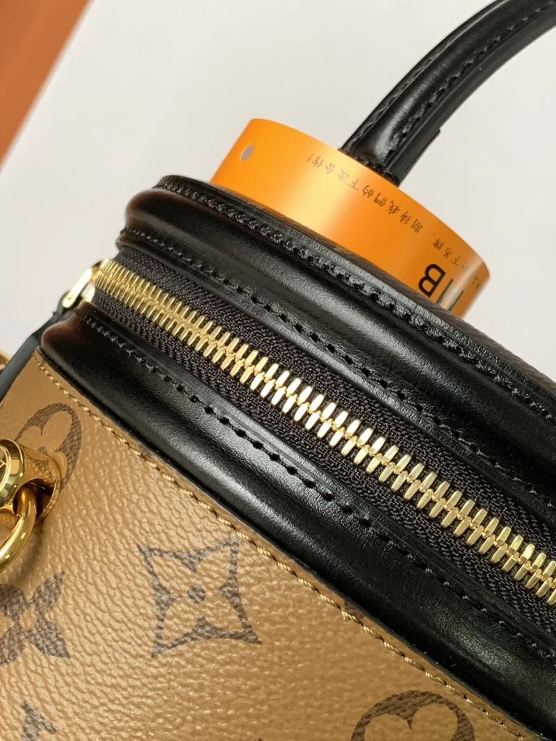 Official Louis Vuitton Cosmetic Bags