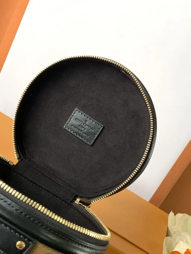 Official Louis Vuitton Cosmetic Bags