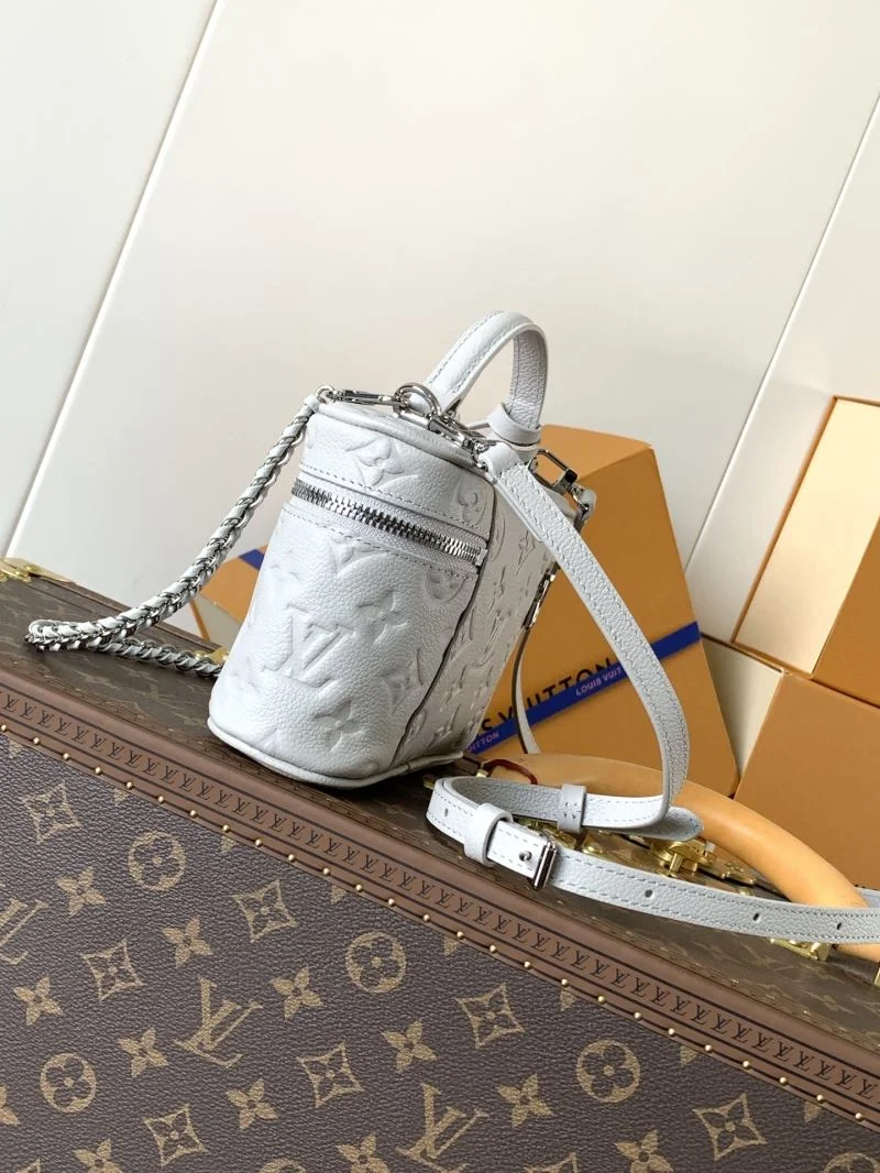 High fidelity Louis Vuitton Cosmetic Bags