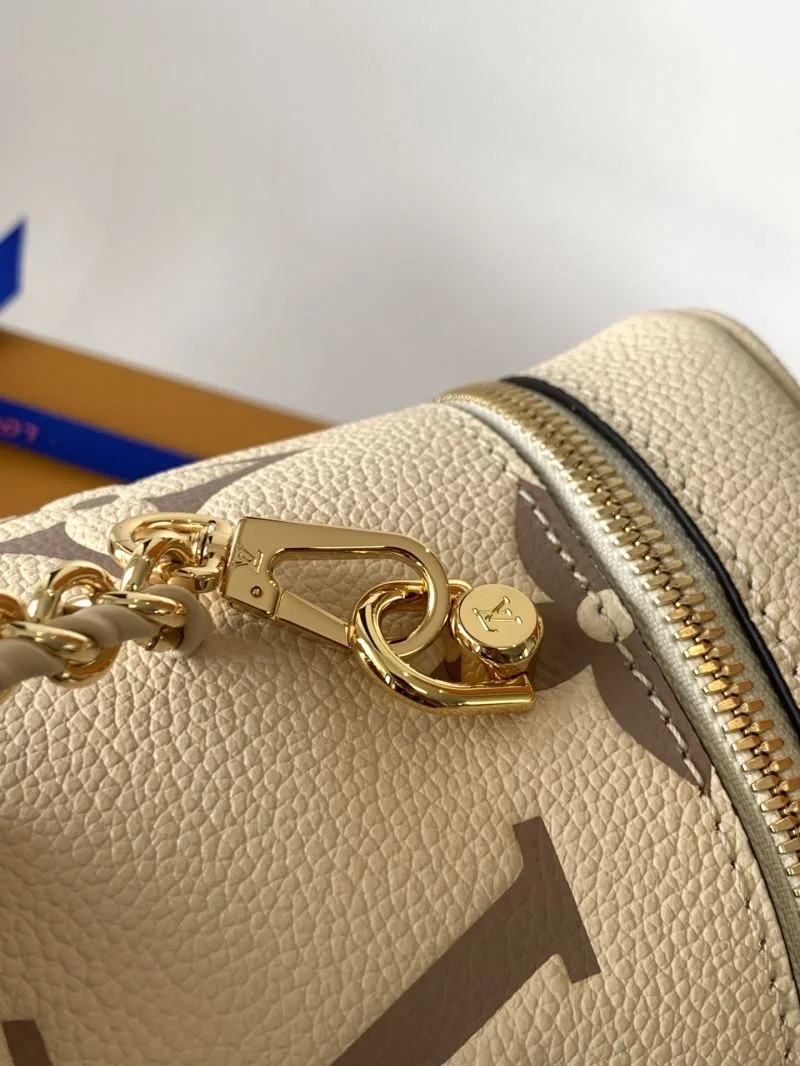 Top match Louis Vuitton Cosmetic Bags