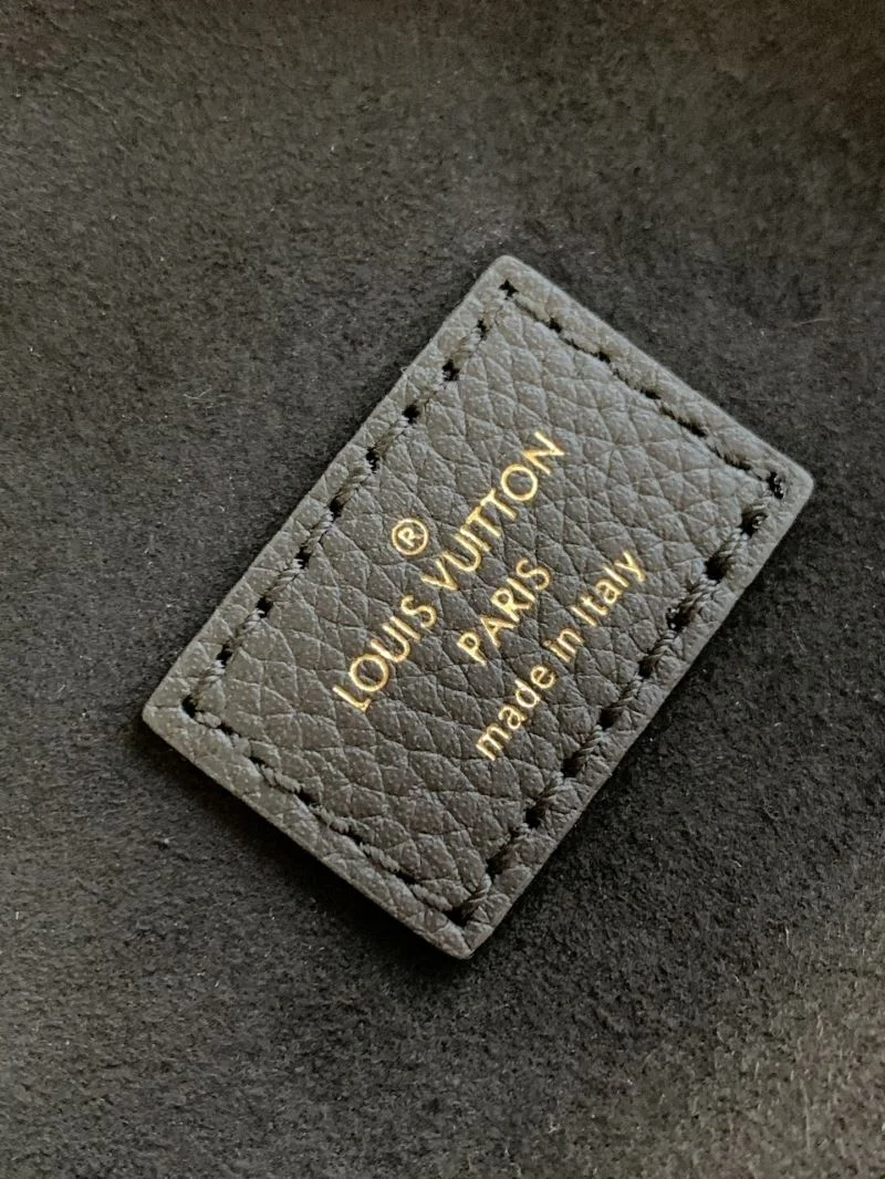 Mirror quality Louis Vuitton Cosmetic Bags