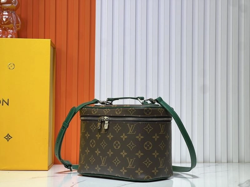 Top match Louis Vuitton Cosmetic Bags