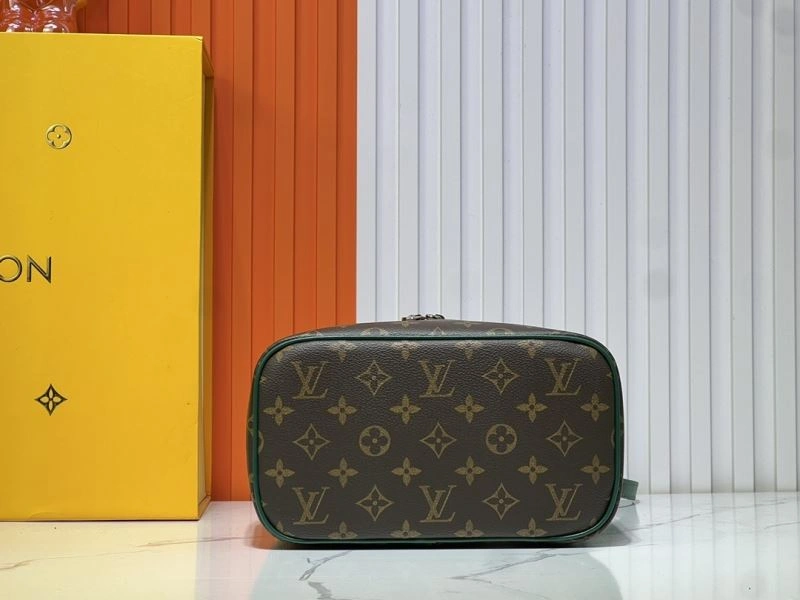 Top match Louis Vuitton Cosmetic Bags