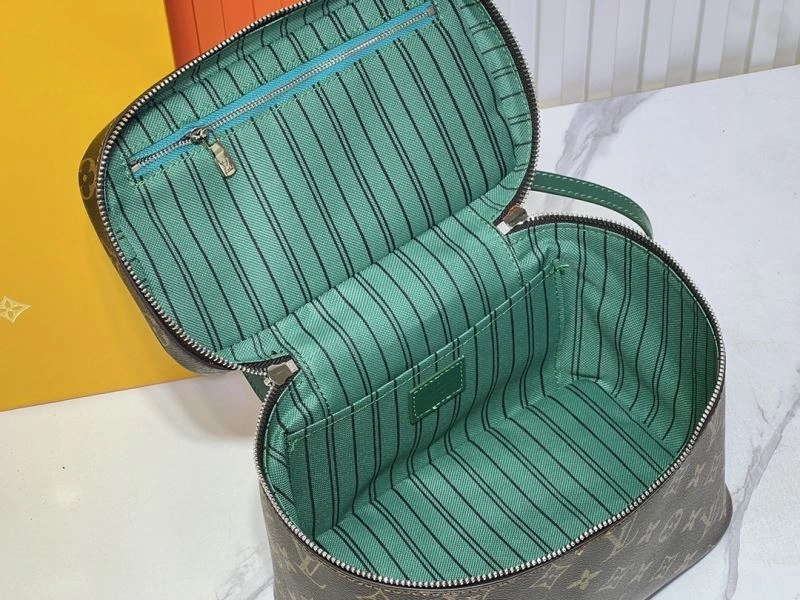 Top match Louis Vuitton Cosmetic Bags