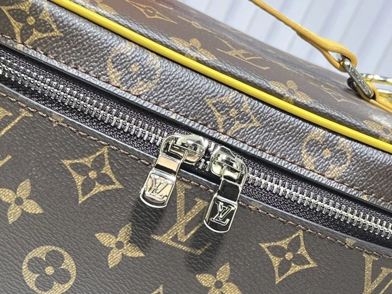 Official Louis Vuitton Cosmetic Bags