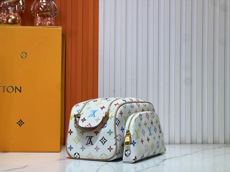 Official Louis Vuitton Cosmetic Bags