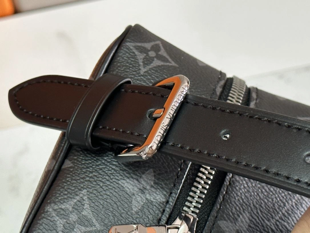 Discounted Louis Vuitton Cosmetic Bags