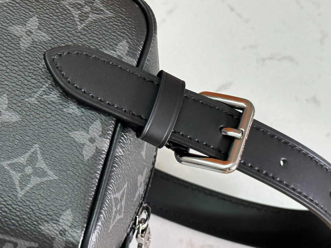 Discounted Louis Vuitton Cosmetic Bags