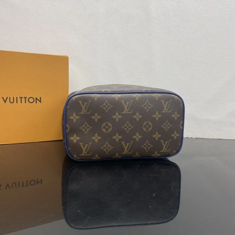 Official Louis Vuitton Cosmetic Bags