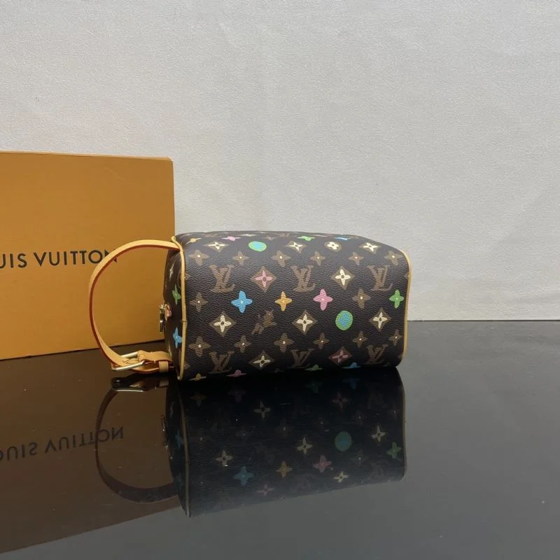 Low-cost Louis Vuitton Cosmetic Bags