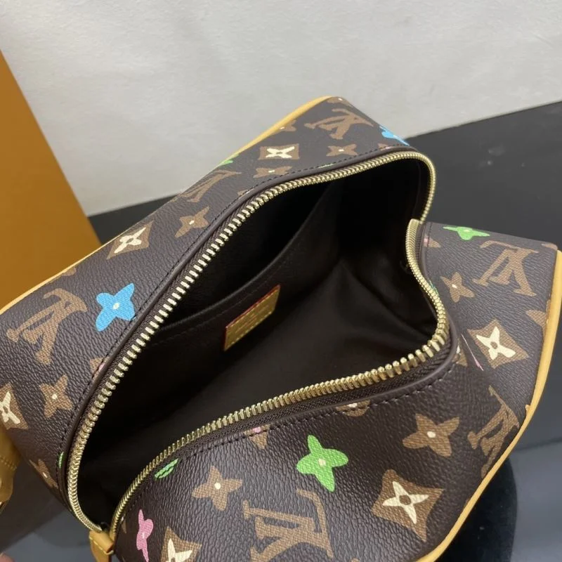 Low-cost Louis Vuitton Cosmetic Bags