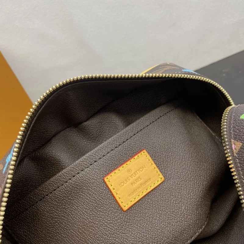 Low-cost Louis Vuitton Cosmetic Bags