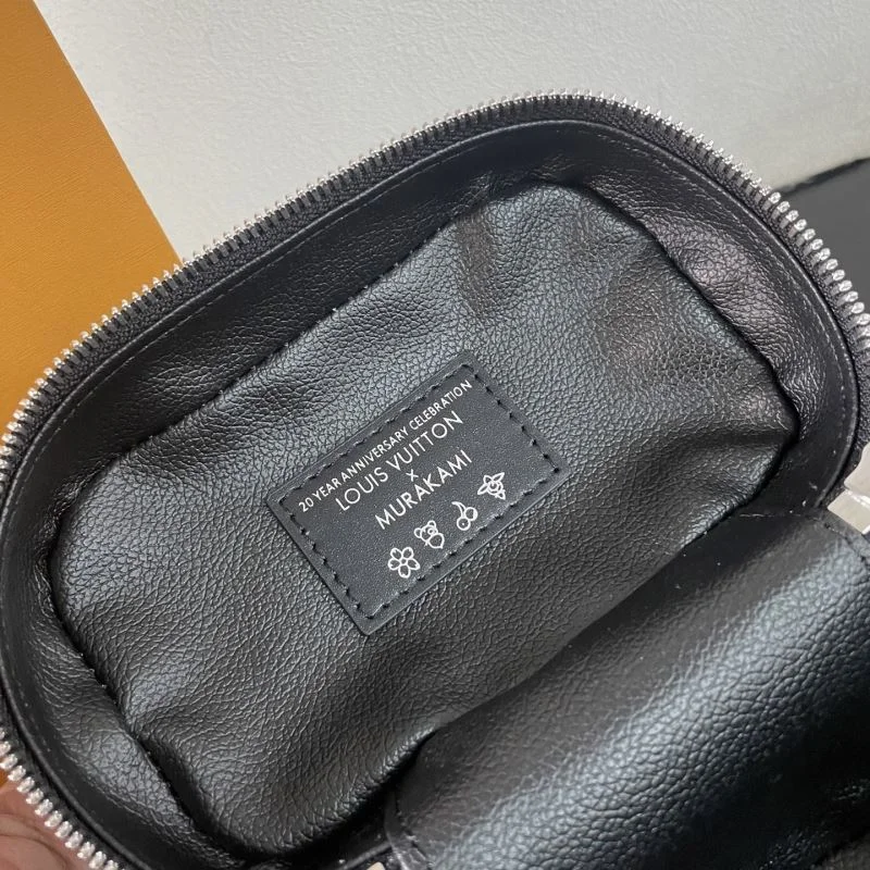 Low-cost Louis Vuitton Cosmetic Bags