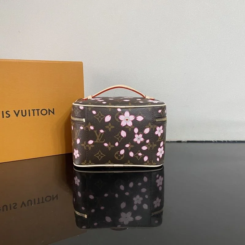 High fidelity Louis Vuitton Cosmetic Bags
