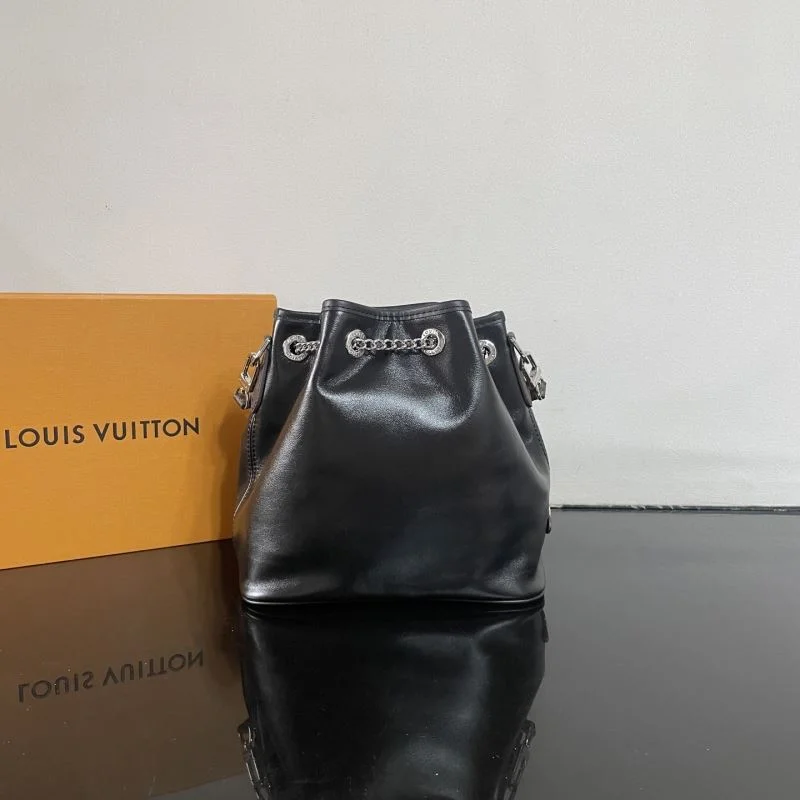 Top mirror Louis Vuitton Cosmetic Bags