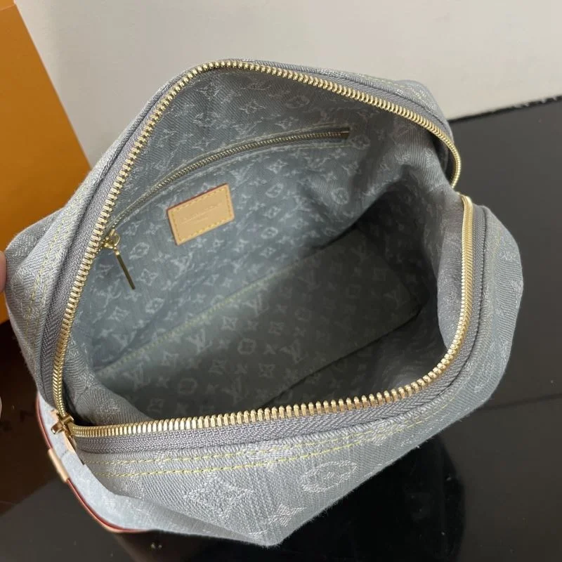 Mirror quality Louis Vuitton Cosmetic Bags