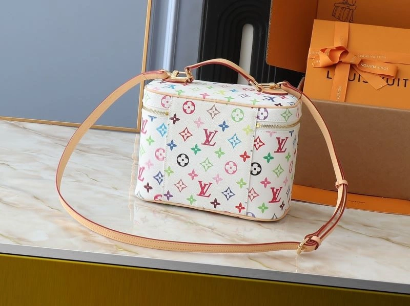 Top match Louis Vuitton Cosmetic Bags
