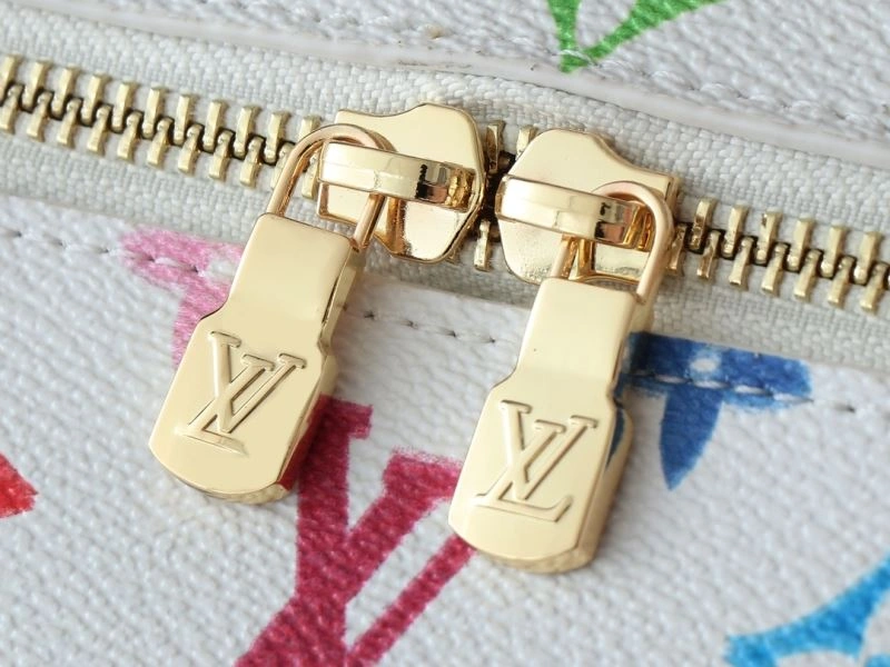 Top match Louis Vuitton Cosmetic Bags