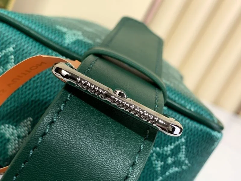 Official Louis Vuitton Cosmetic Bags
