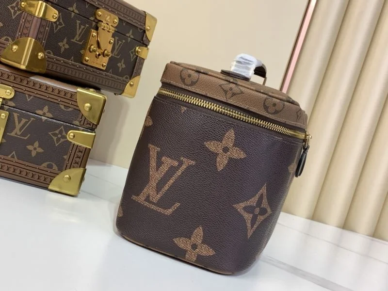 Low-cost Louis Vuitton Cosmetic Bags