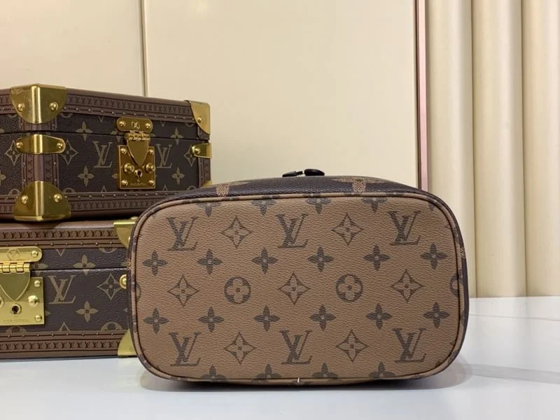 Low-cost Louis Vuitton Cosmetic Bags
