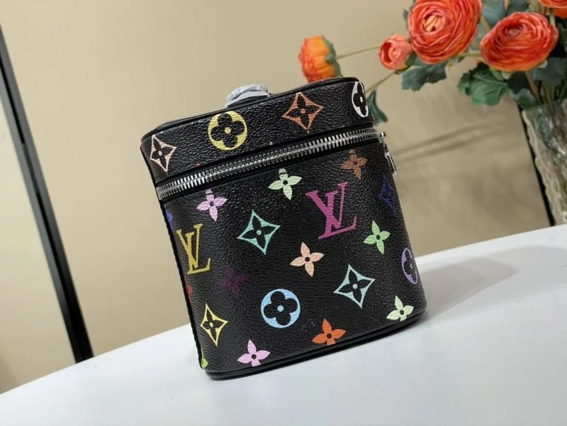 Top match Louis Vuitton Cosmetic Bags