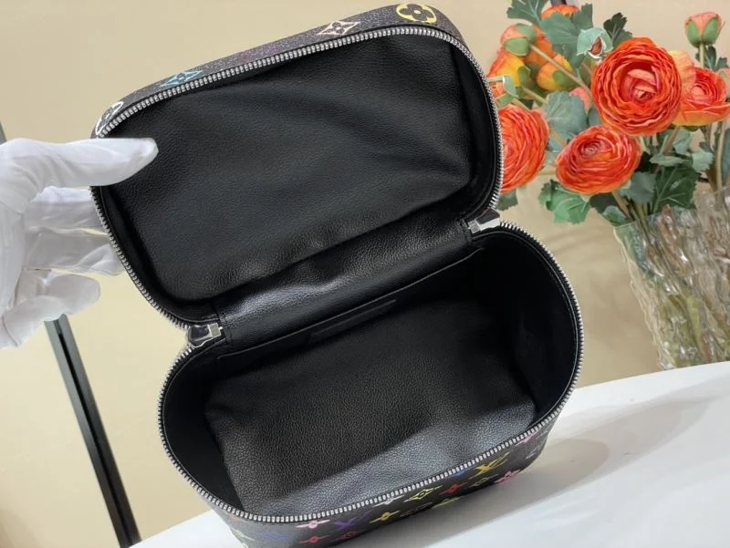 Top match Louis Vuitton Cosmetic Bags