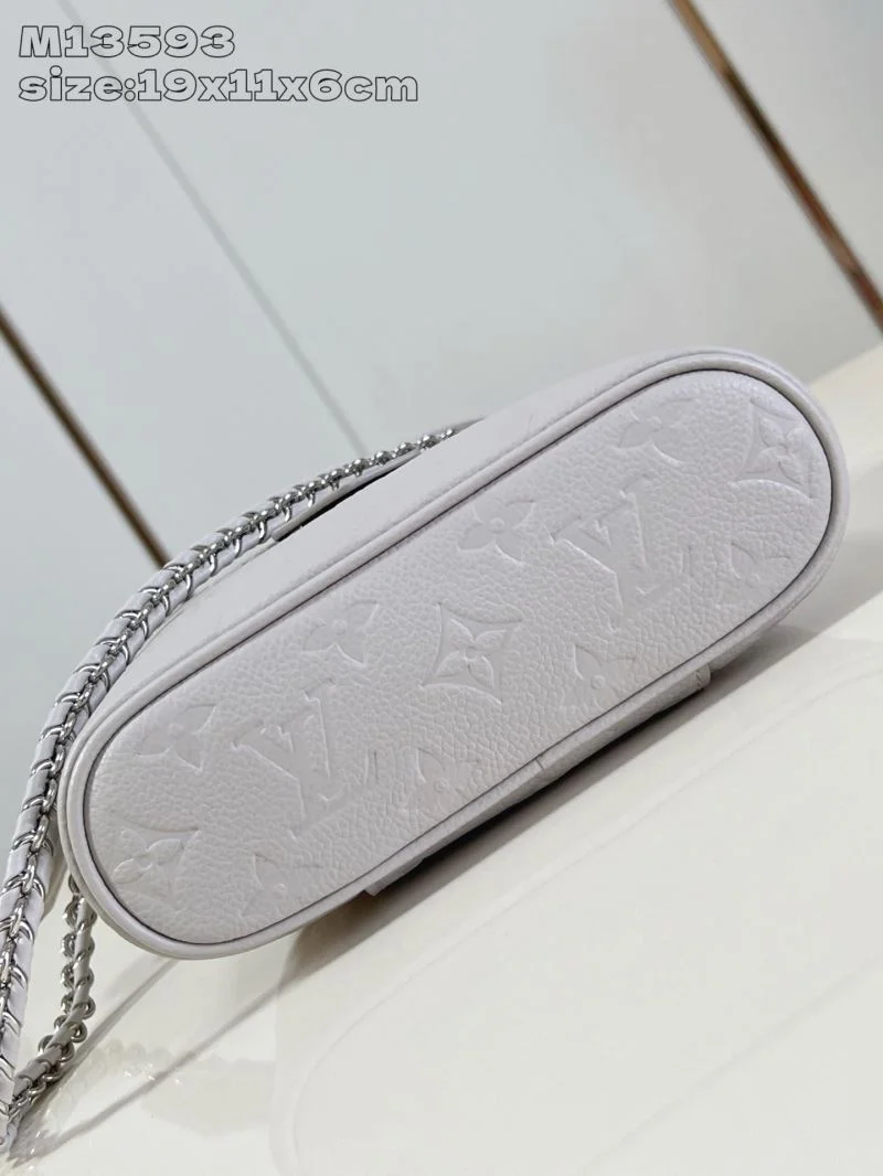 Top match Louis Vuitton Cosmetic Bags